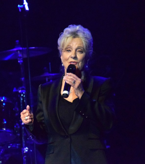 Spotlight finally shines on Norah Lee Allen | Kentucky Sings!